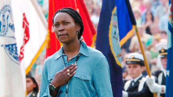 Danielle Green Wins Pat Tillman Award for Service